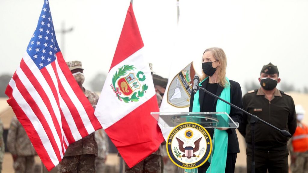 Lisa Kenna, la exagente de la CIA que hoy es la embajadora de EEUU en Perú